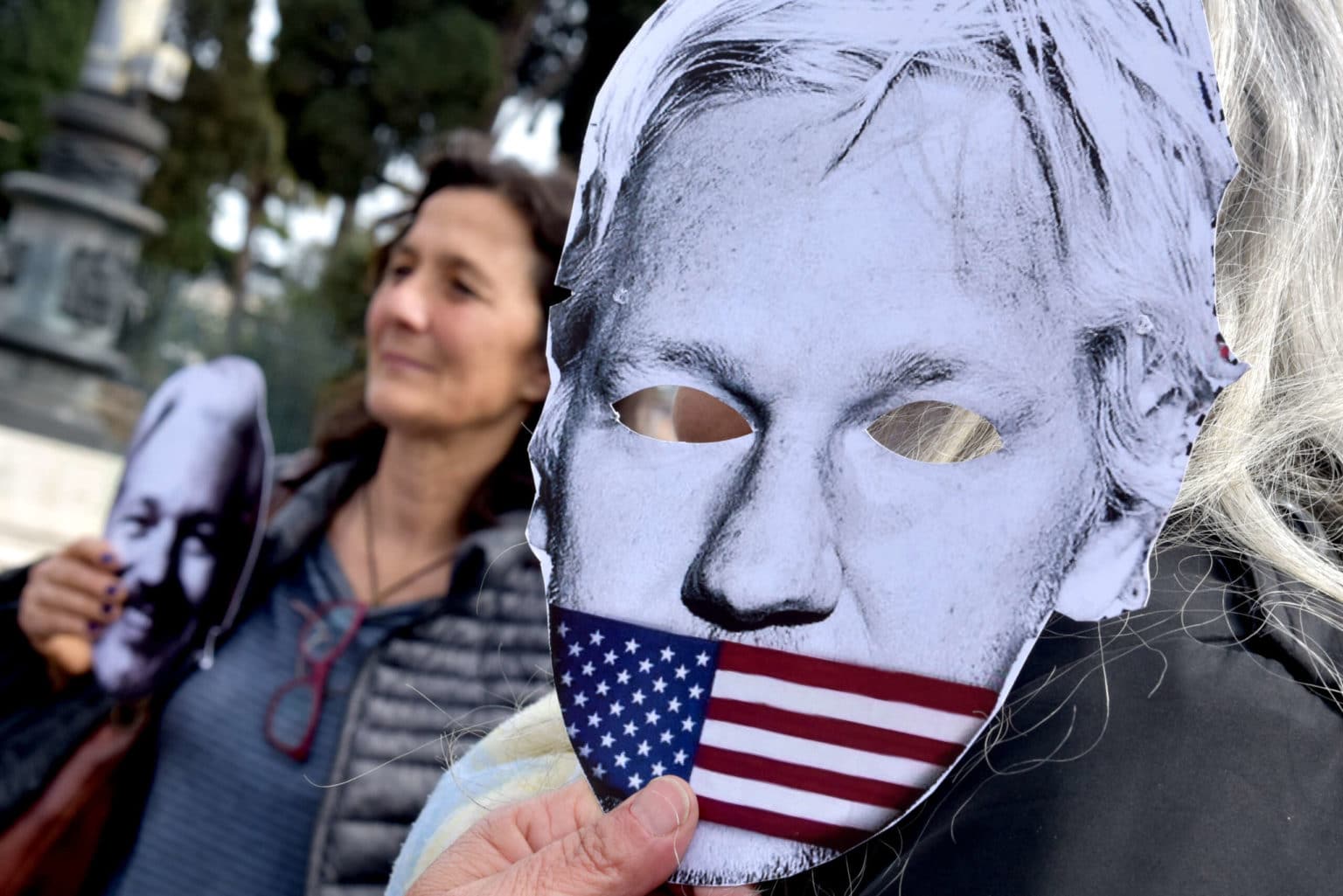 Les États Unis Ont Condamné Les Poursuites Engagées Contre Les